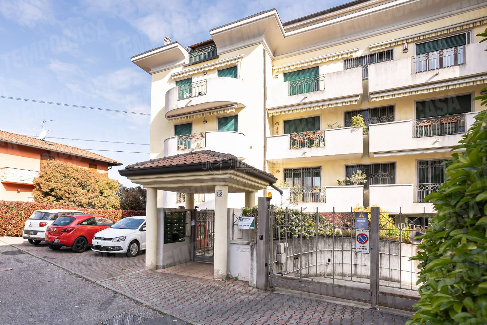 Bilocale via Gramatica 18, Montello - San Salvatore, Seregno