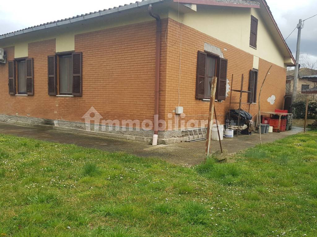 Vendita Villa unifamiliare in via Collacciano 3 Anagni. Buono stato ...