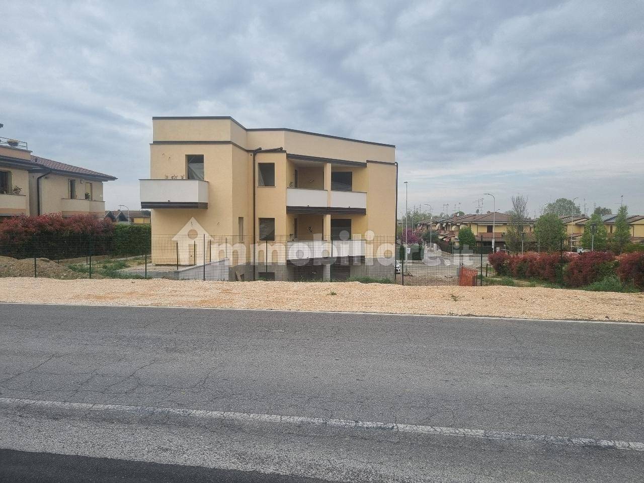 Trilocale via Castelverde 7, Casanova Del Morbasco, Sesto ed Uniti