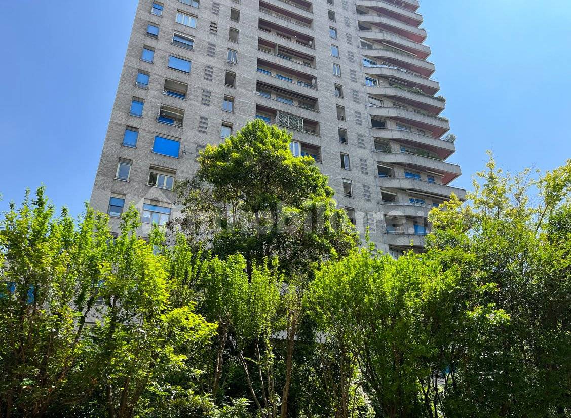 Bilocale via Conservatorio 30, Palestro, Milano