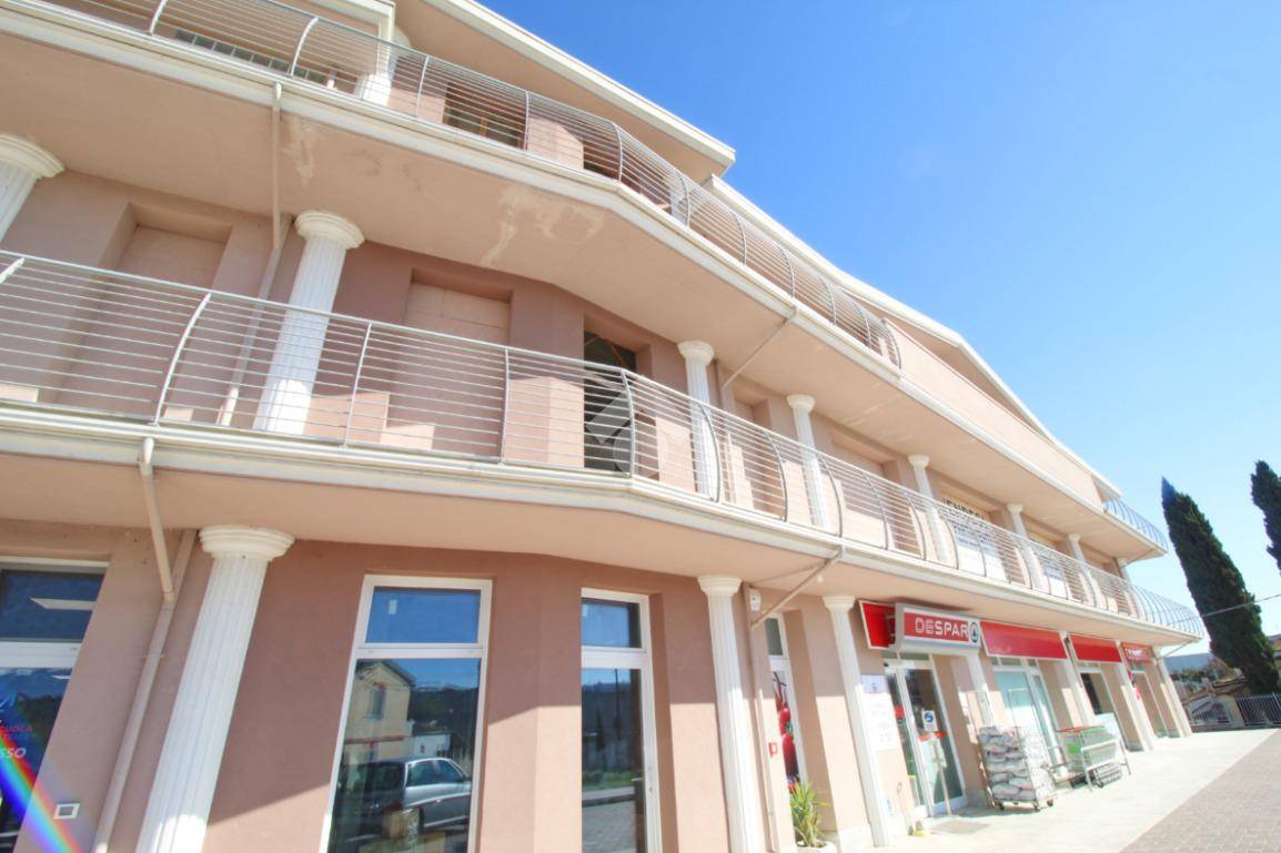 Trilocale via Tevere 136, Elice