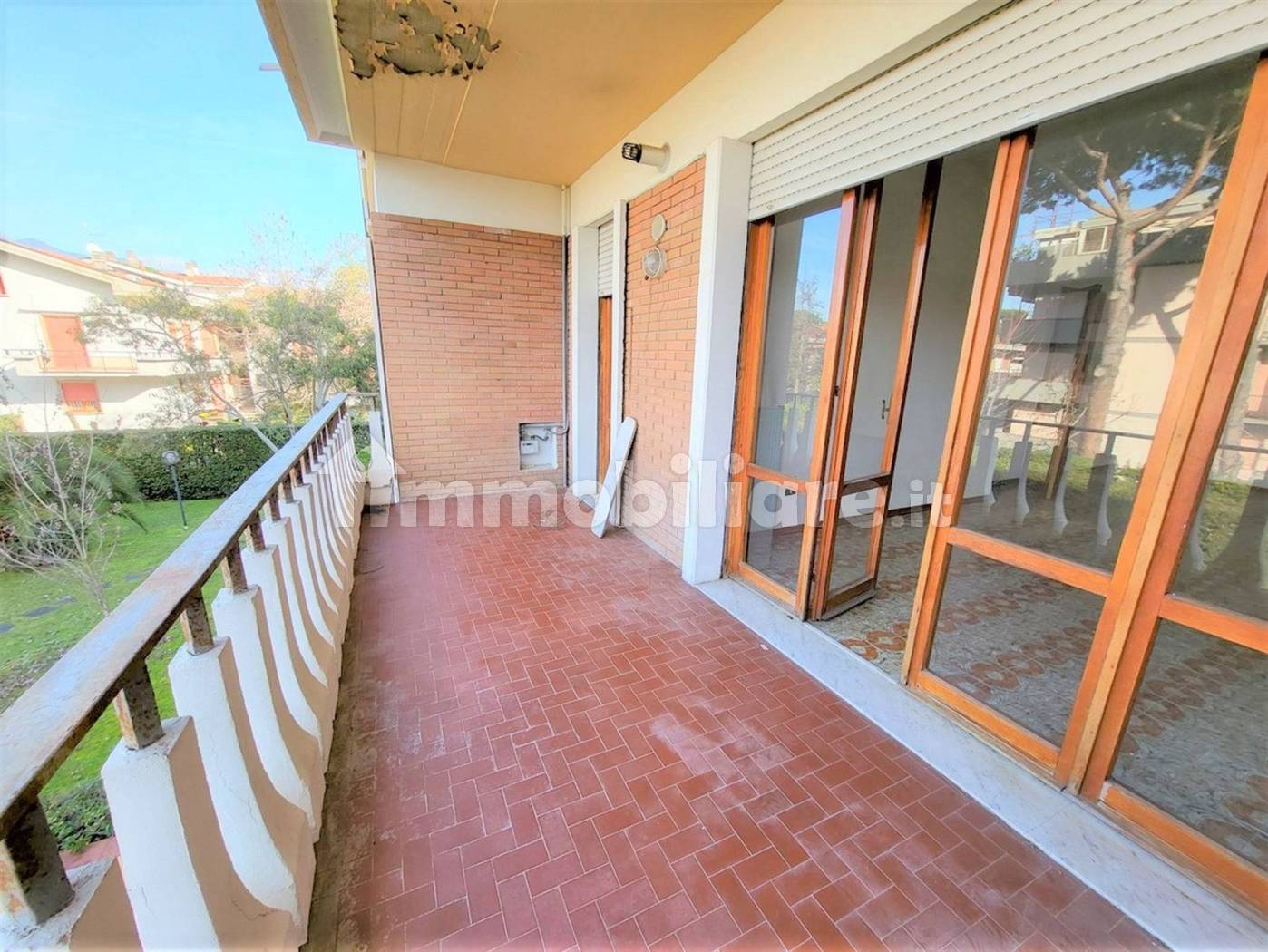 Quadrilocale via Magliano 6, Marina di Massa Centro, Massa