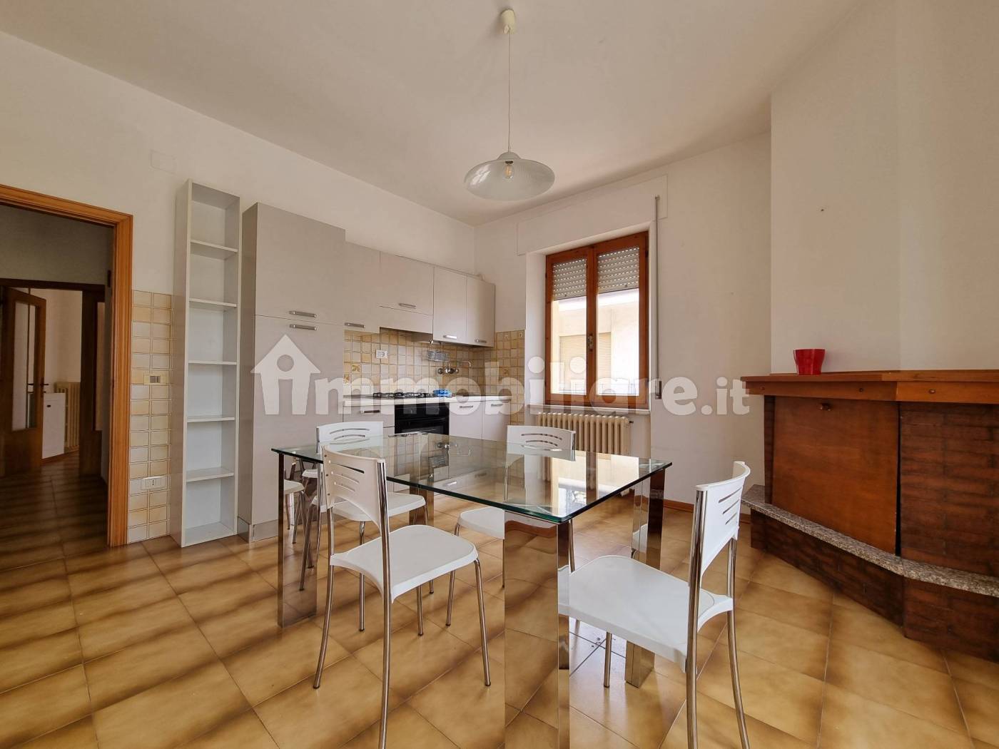 Quadrilocale viale Sant'Anna, Centro, Corridonia