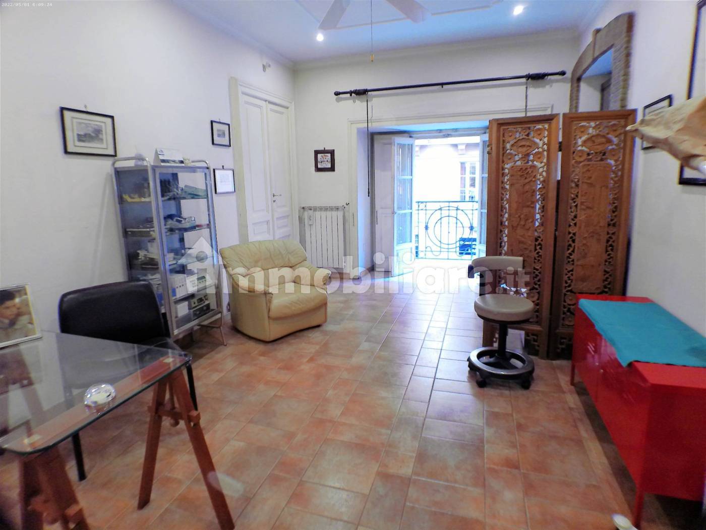 Quadrilocale via dei Cimbri 23, Tribunali, Napoli