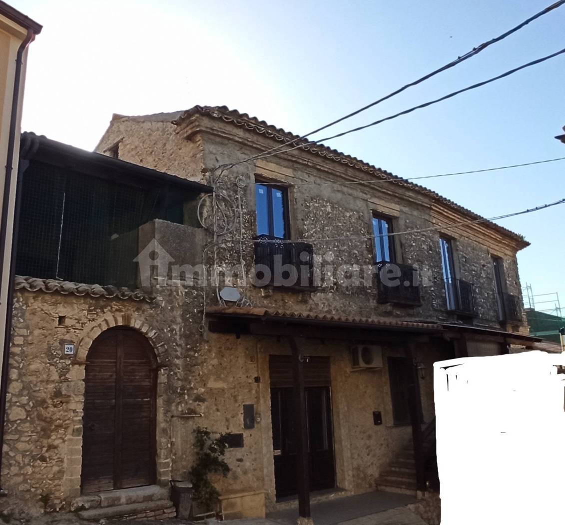 Appartamento corso Beato Paolo 18, Centro, Cropani