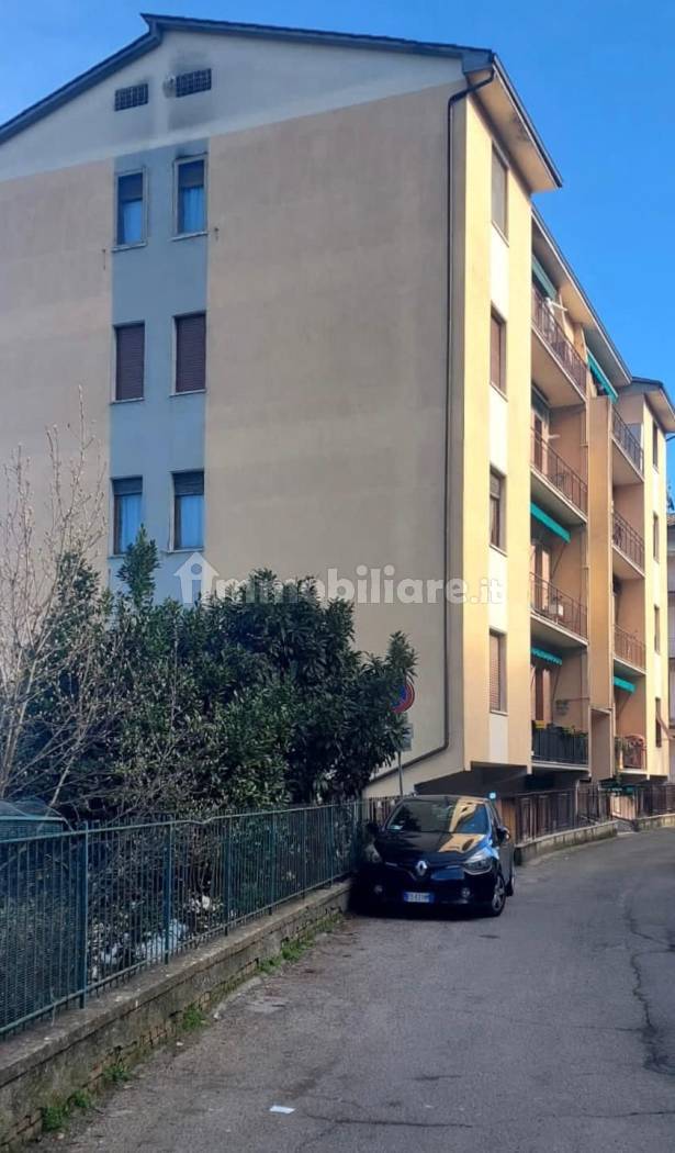 Quadrilocale via Rutilio Manetti 7, Stazione, Siena