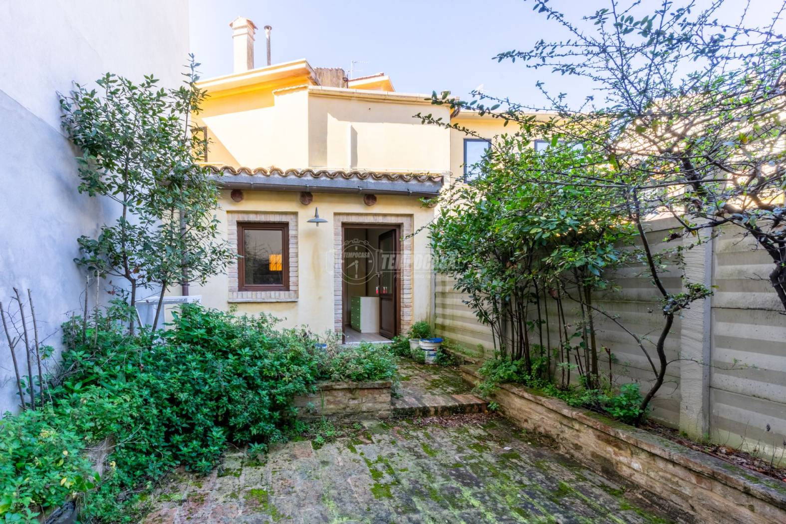 Bilocale ottimo stato, piano terra, Centro, Civitanova Marche