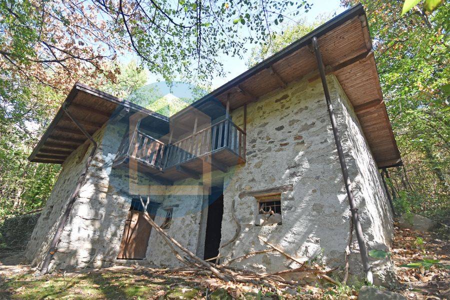 Vendita Casale in località Deria 25051 Cedegolo. Da ristrutturare, 90 ...