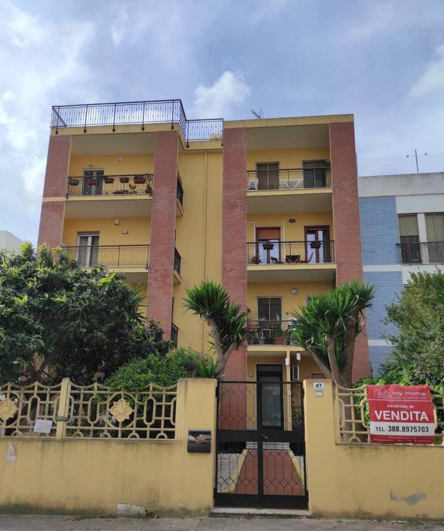 Bilocale via San Giuliano 47, Genneruxi, Cagliari