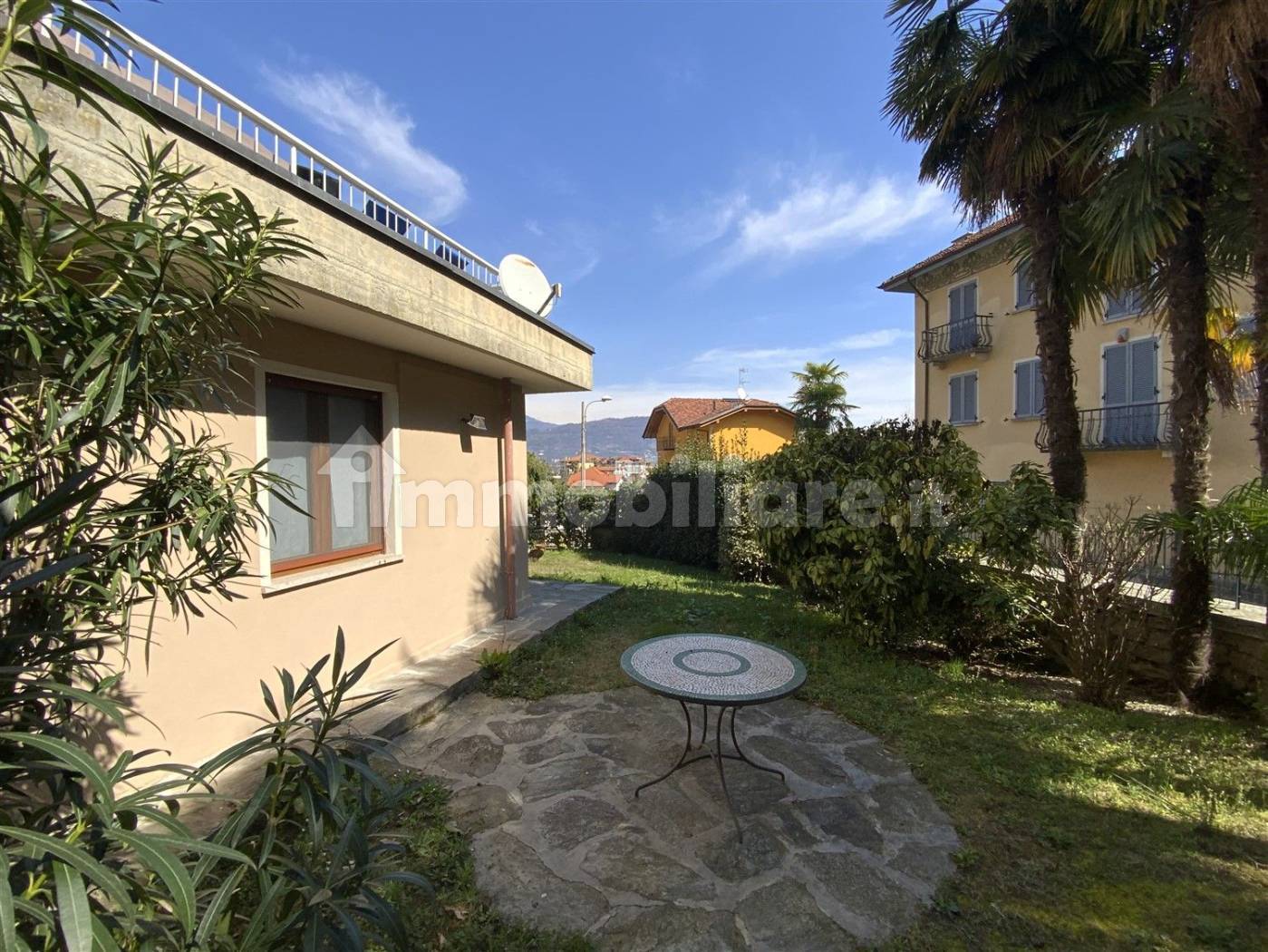 Bilocale via Due Riviere 12, Centro, Baveno