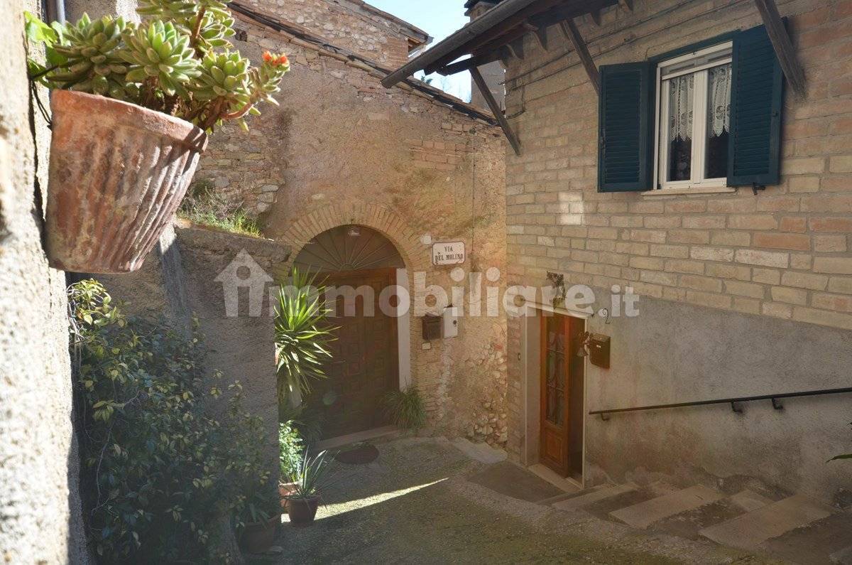 Quadrilocale via Giuseppe Garibaldi 5, Tarano