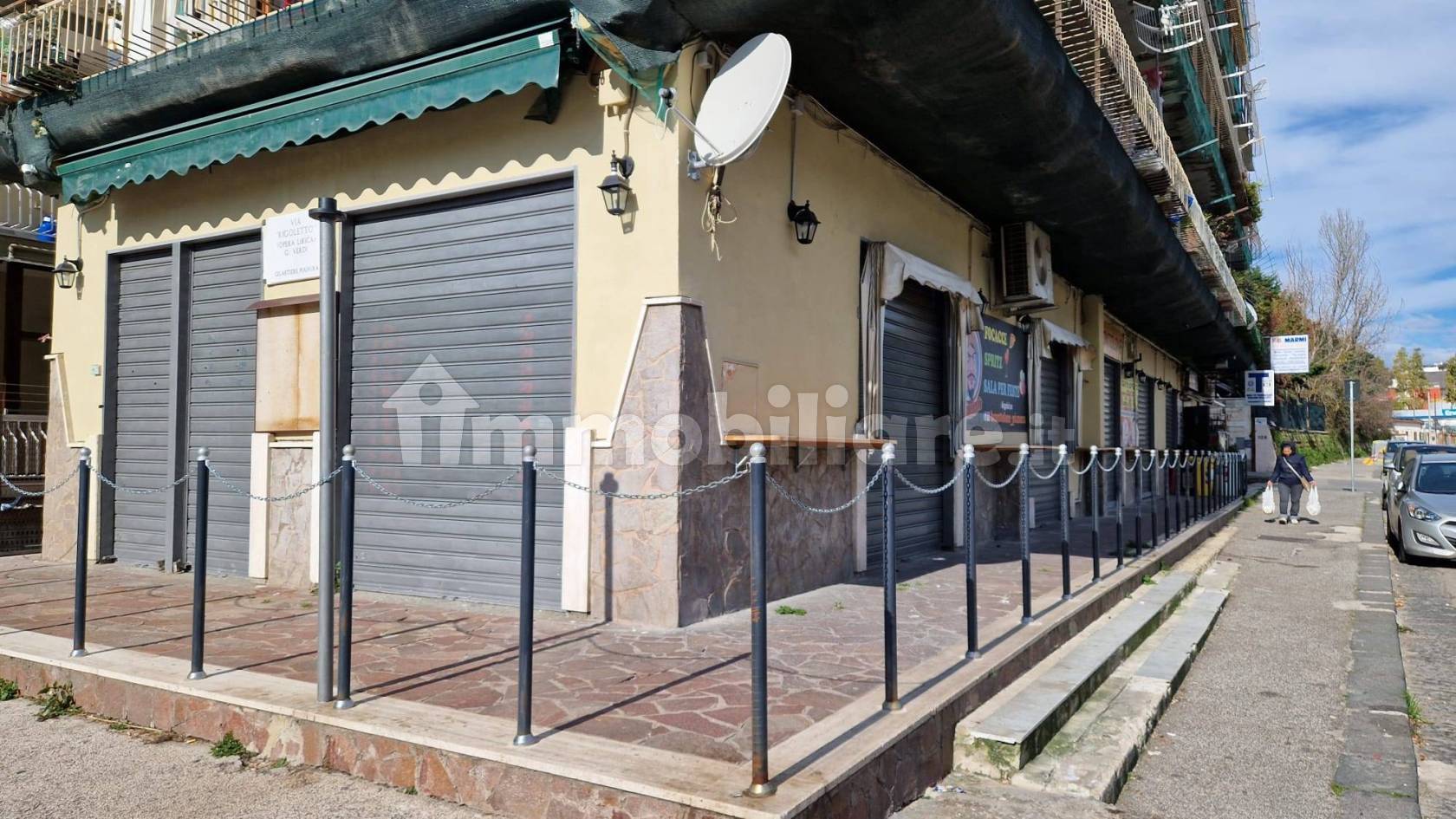 Locale commerciale in Vendita