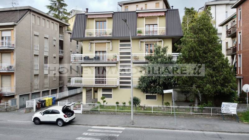 Trilocale viale 1 Maggio 2, Centro, Salsomaggiore Terme