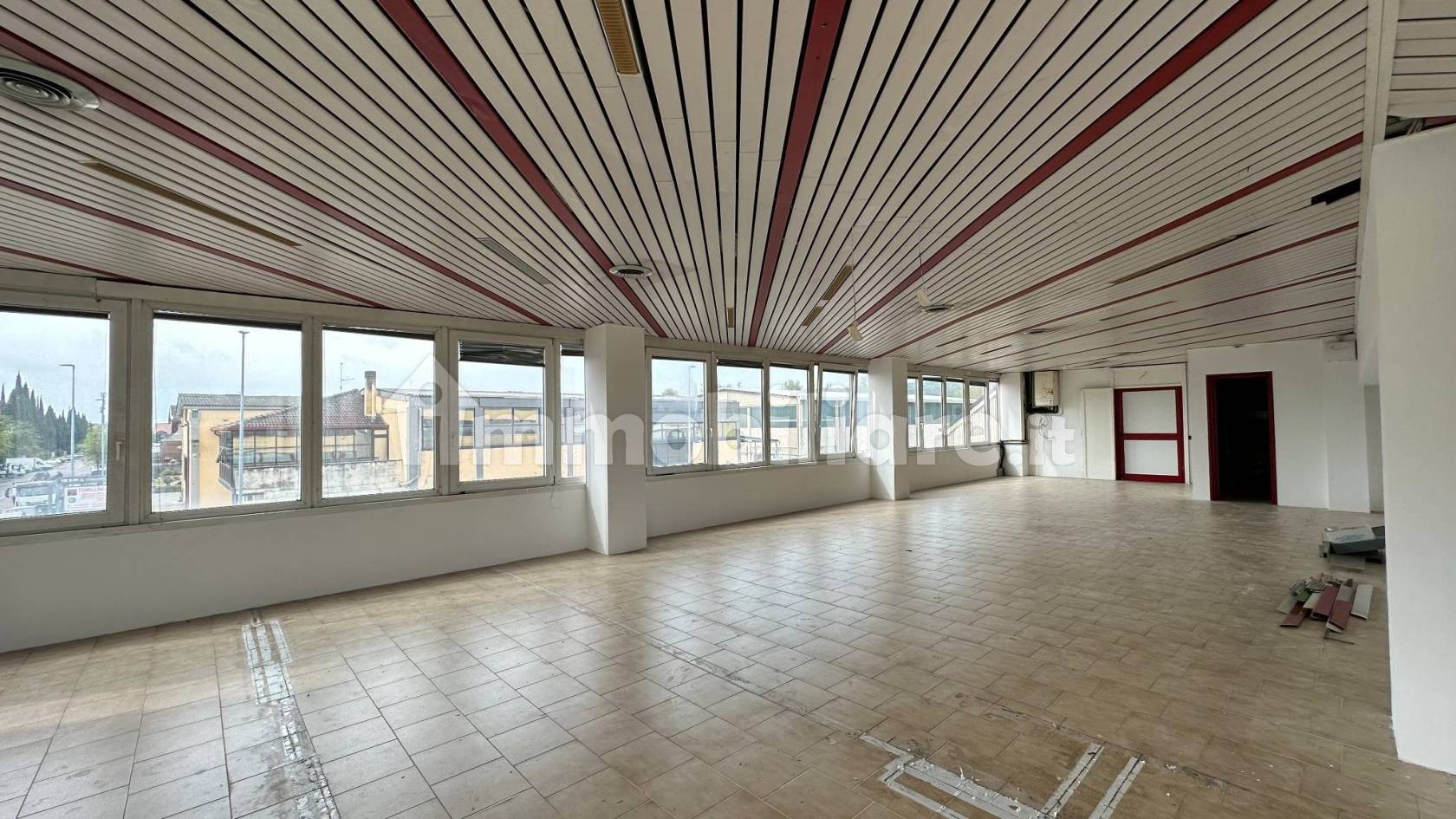 Laboratorio in Vendita