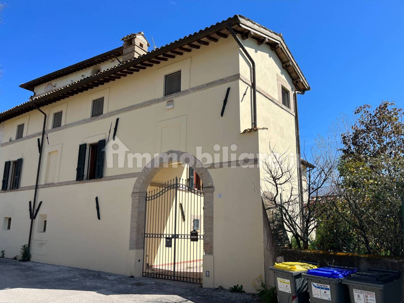 Appartamento via Flaminia 2, Centro Storico, Spoleto