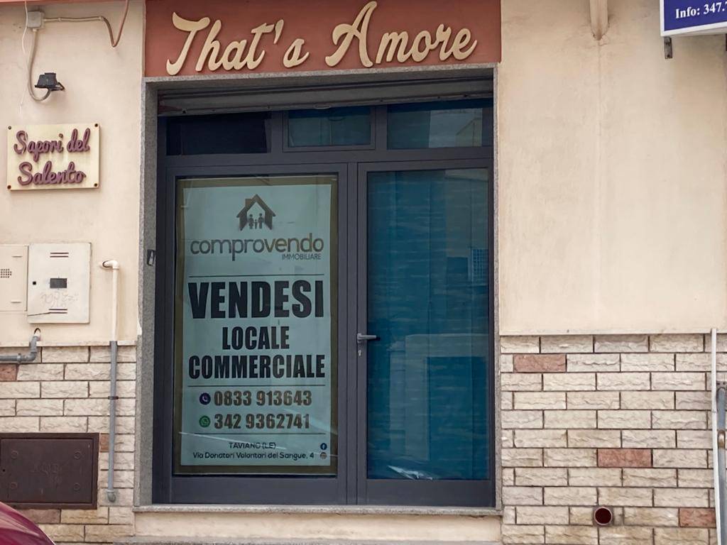 Locale commerciale in Vendita