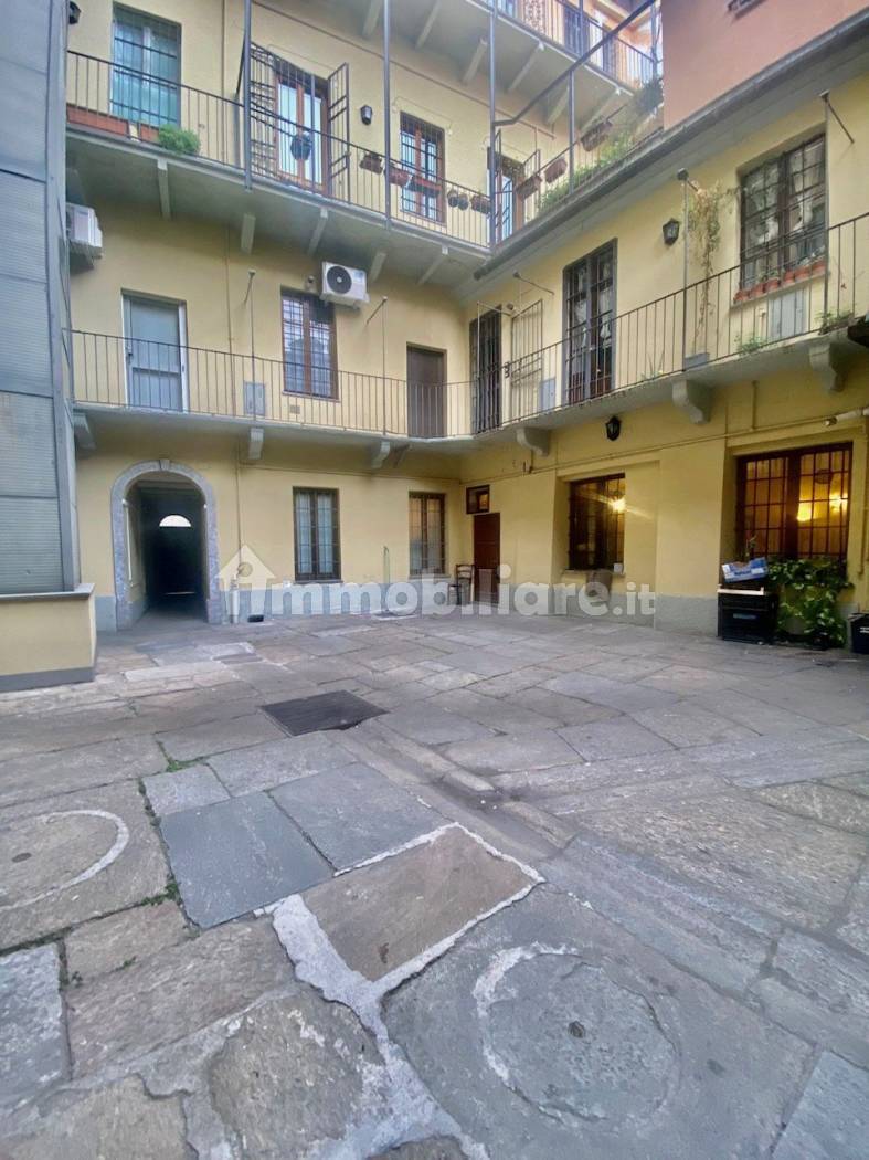 Monolocale via Po 10, Via Roma, Torino