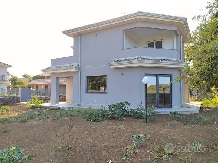 Villa unifamiliare via Fossa Lupo 5, Santa Maria La Stella, Aci Sant&#x27;Antonio