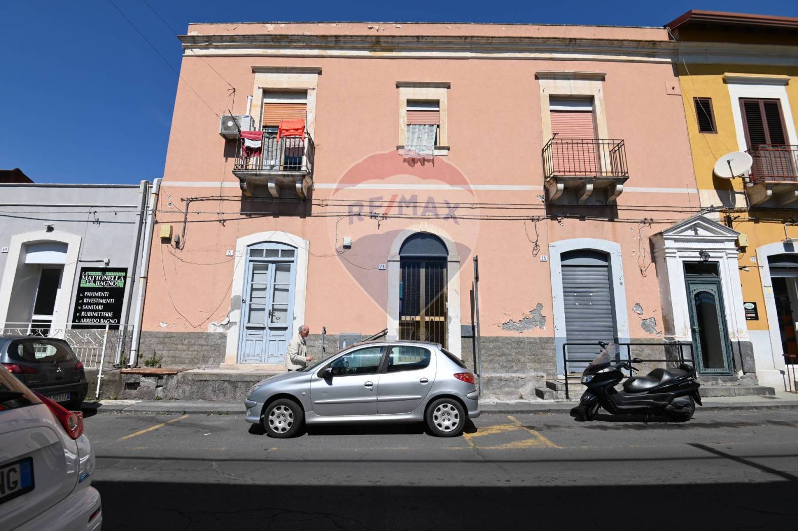 Locale commerciale in Vendita