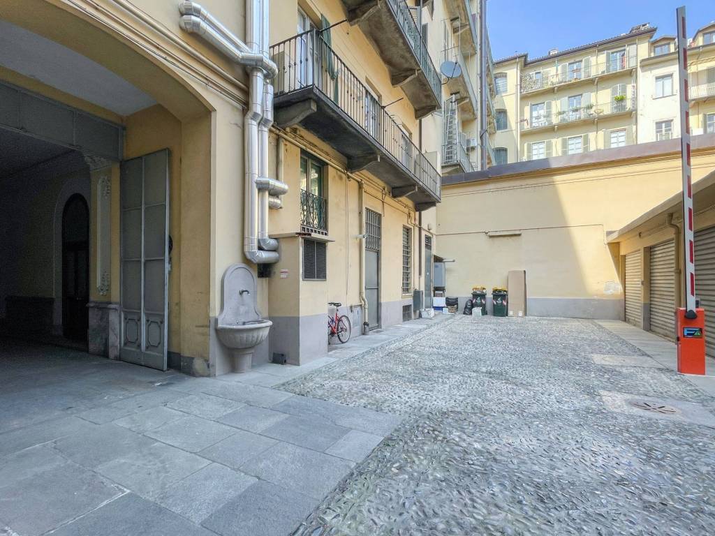 Vendita Appartamento Torino. Quadrilocale in via San Secondo 3. Da ...
