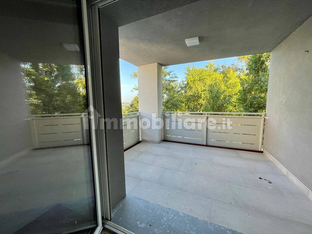 Trilocale viale monignor luigi martini 21, Belfiore, Mantova