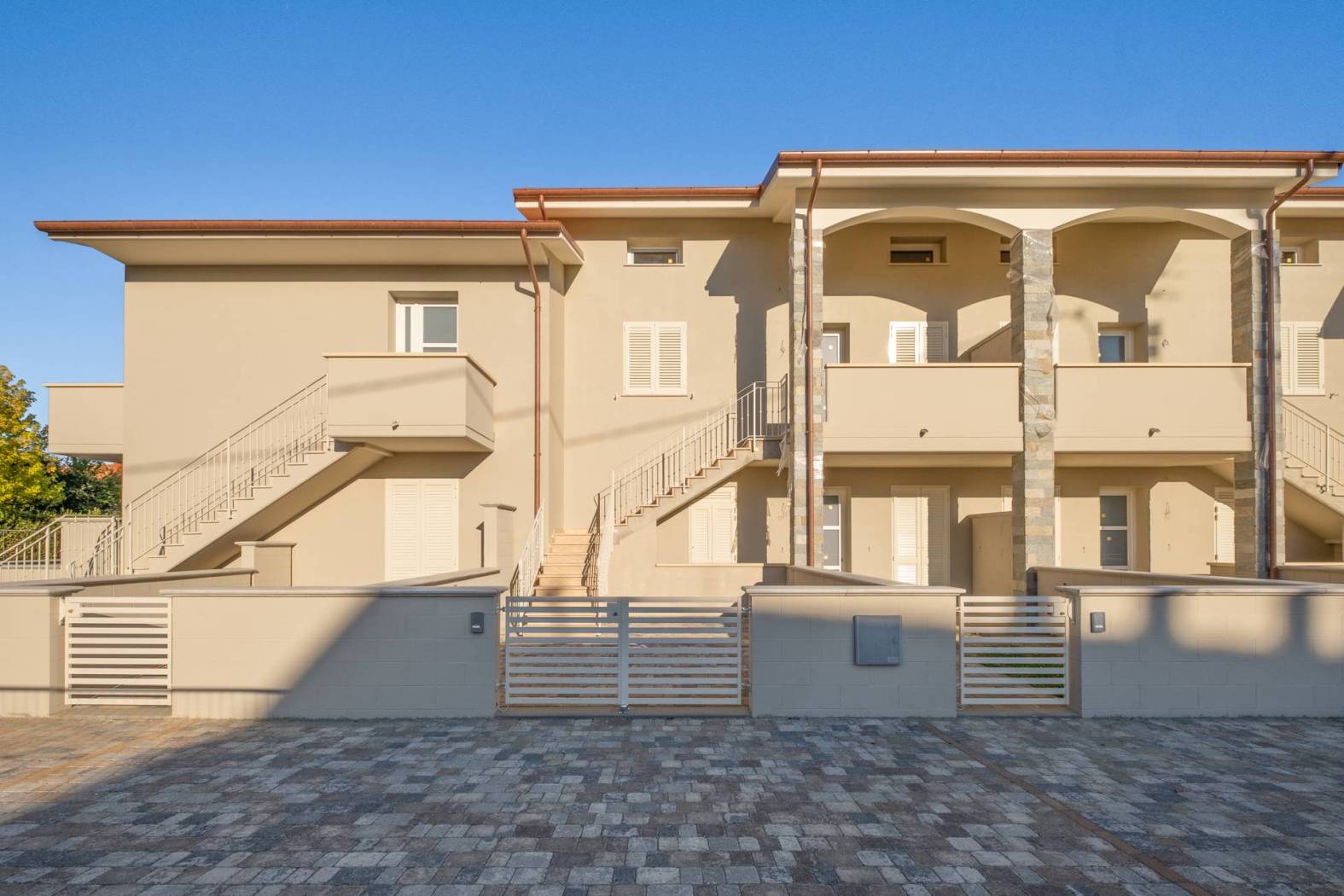 Appartamento nuovo, primo piano, Bientina