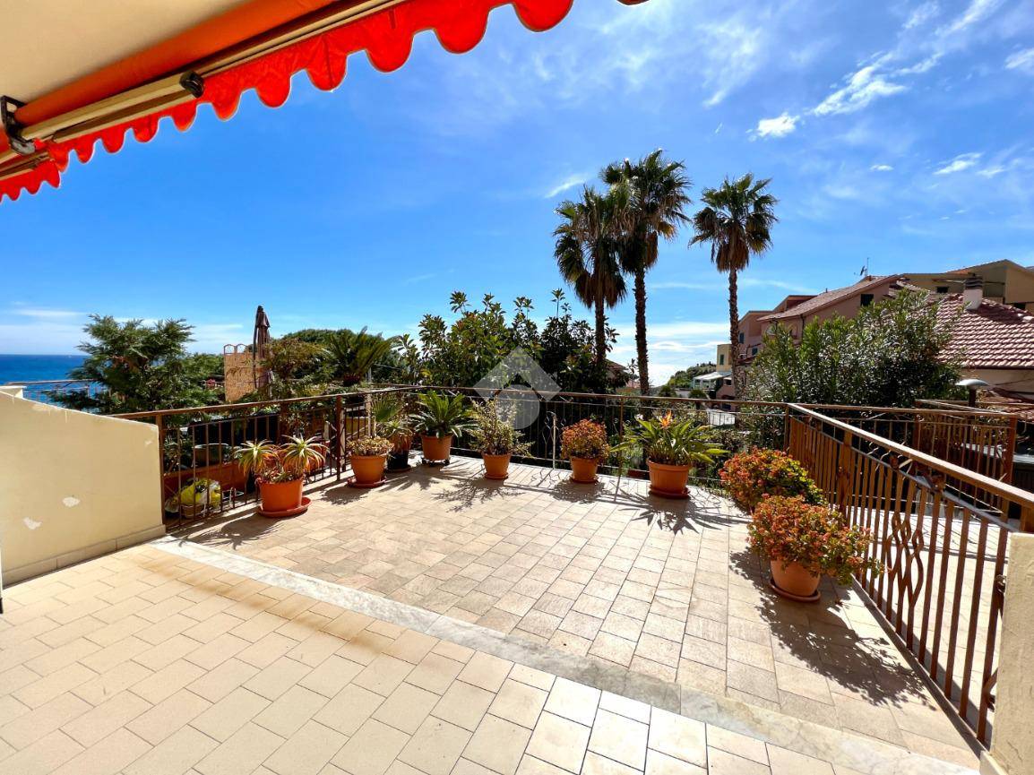 Bilocale via bonfante 8, Piani Ciapin, Cipressa