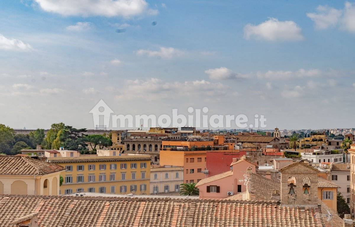 Appartamento via dell&#x27;Olmata, Colle Oppio, Roma