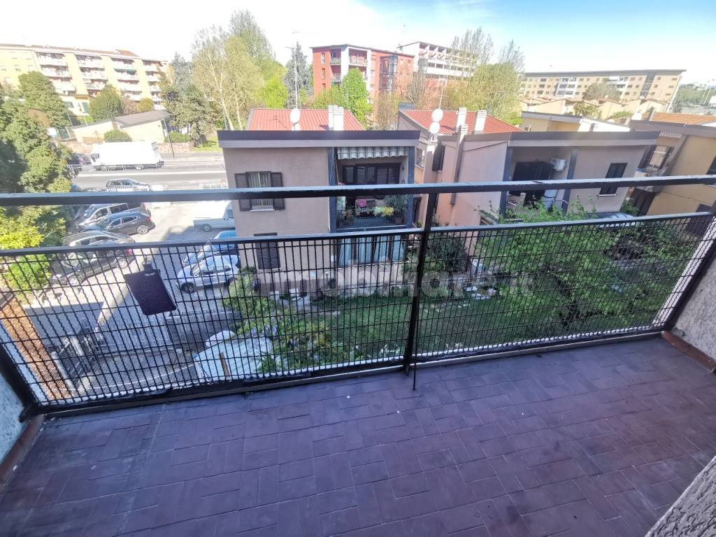 Trilocale via San Giusto 37, San Siro, Milano