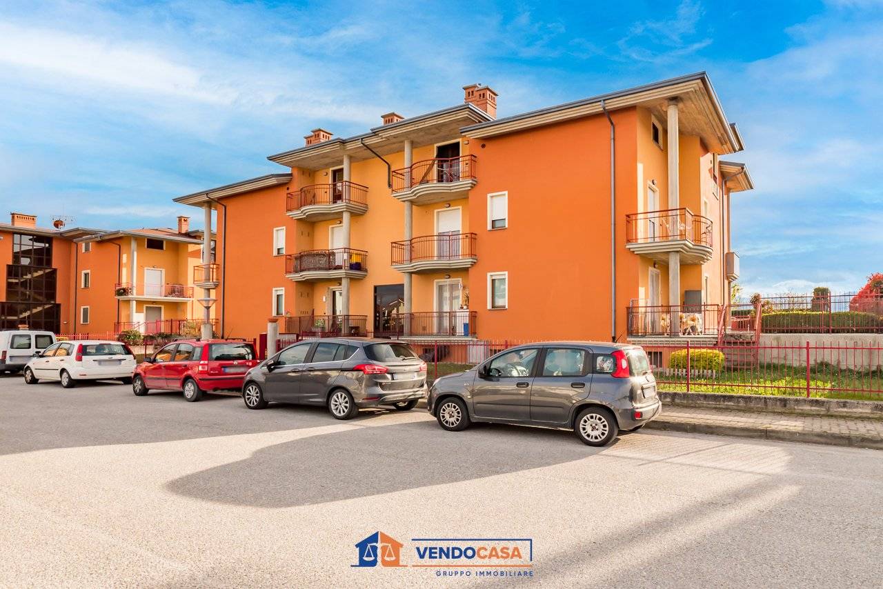 Bilocale via Piave 4/D, Centro, Busca