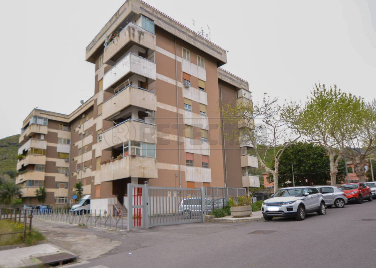 Quadrilocale via Gerobino Pilli 156, Camaro Inferiore, Messina