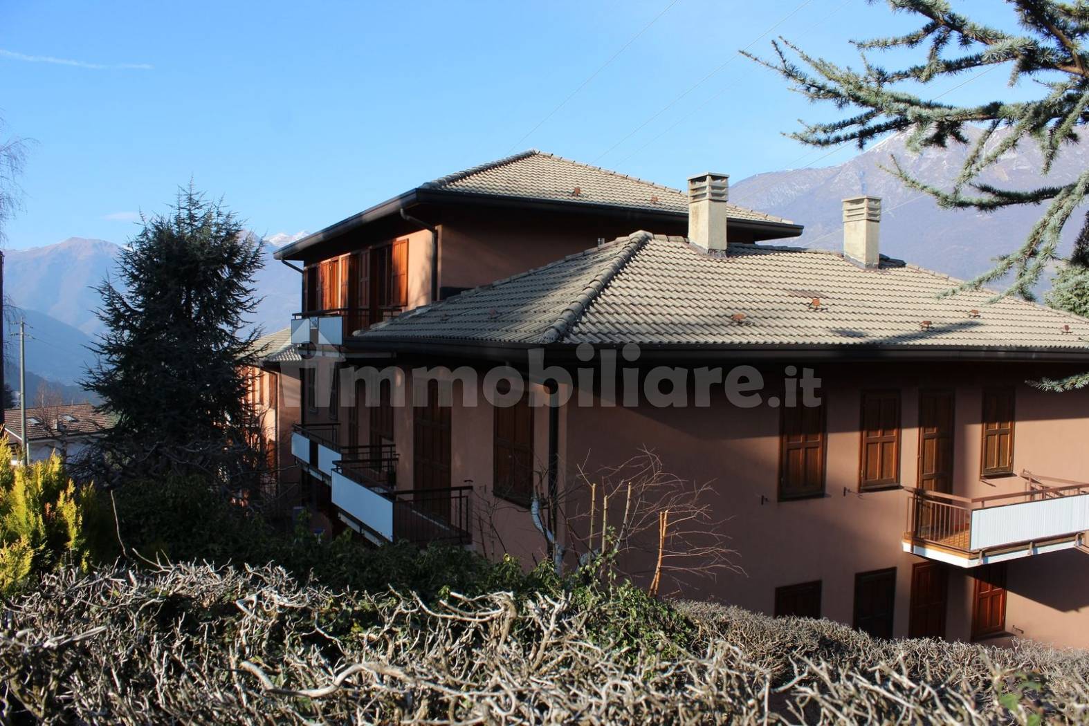 Trilocale via Belvedere 9, Maggio, Cremeno