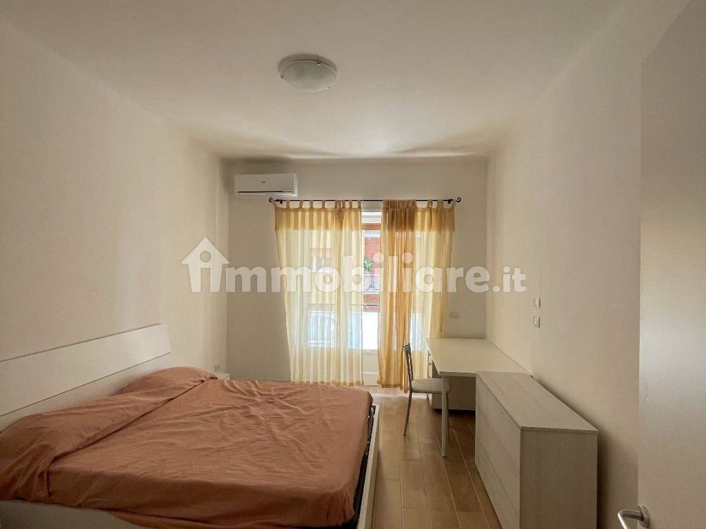 Stanza singola in affitto, affittasi camera singola Garbatella Roma