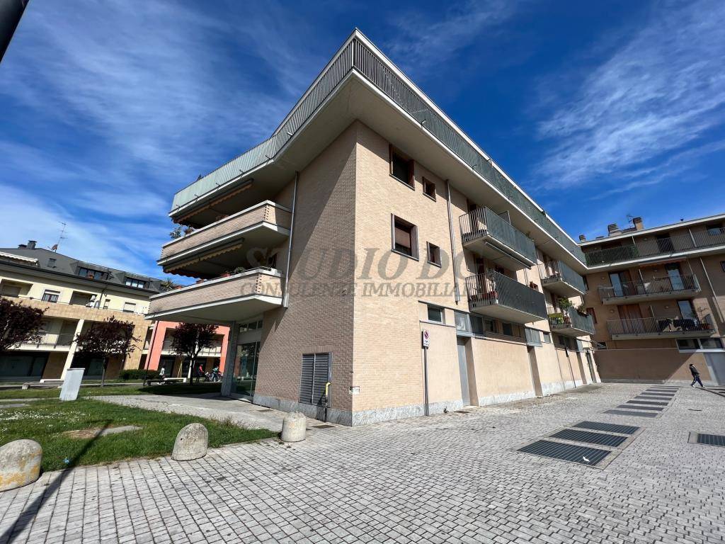 Trilocale piazza della Repubblica, Centro, Limbiate