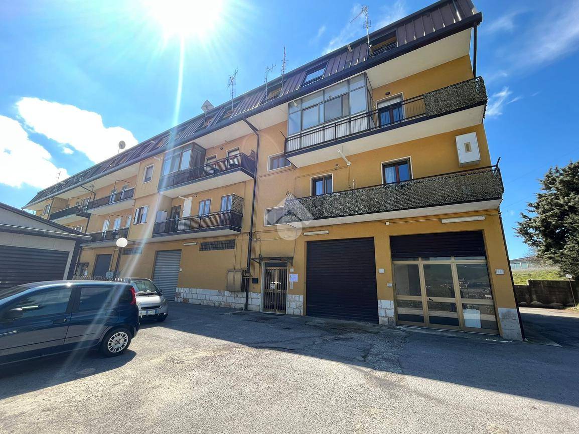 Trilocale Contrada Serra 95, Tito