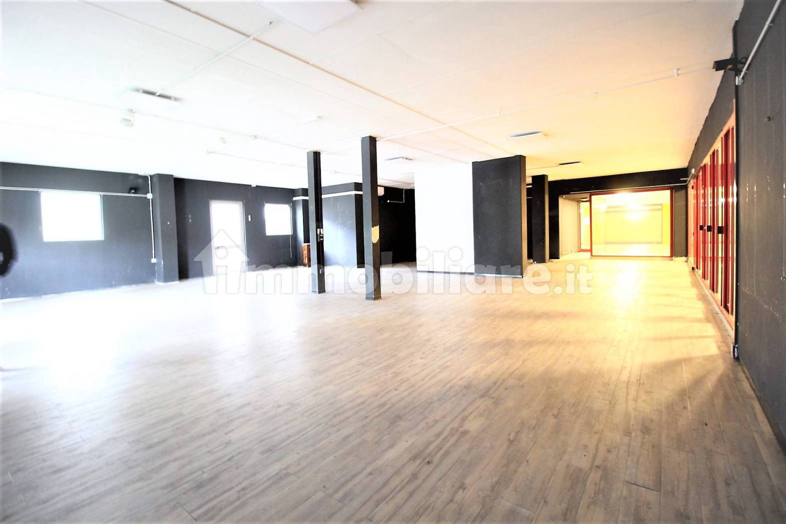 Laboratorio in Vendita