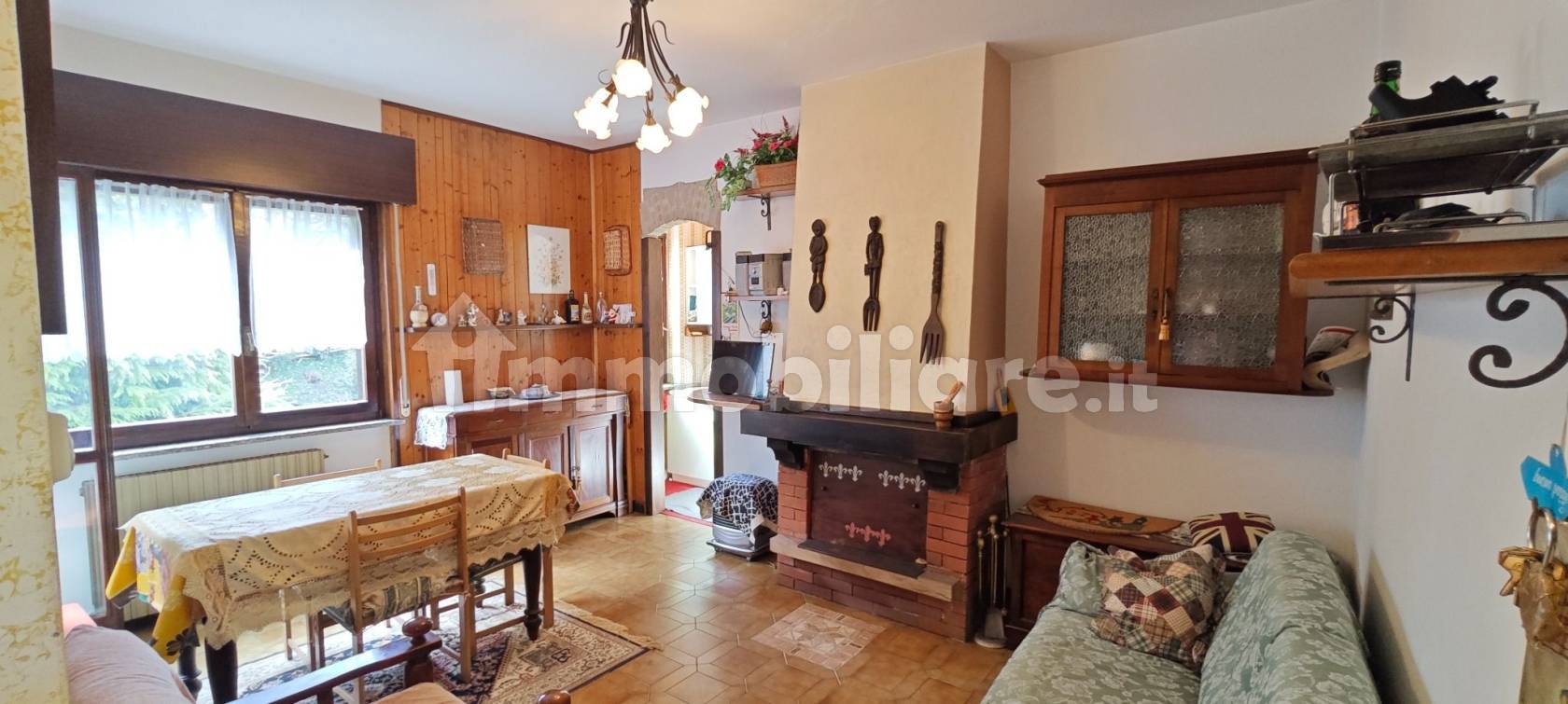 Bilocale buono stato, piano rialzato, Cassina Valsassina