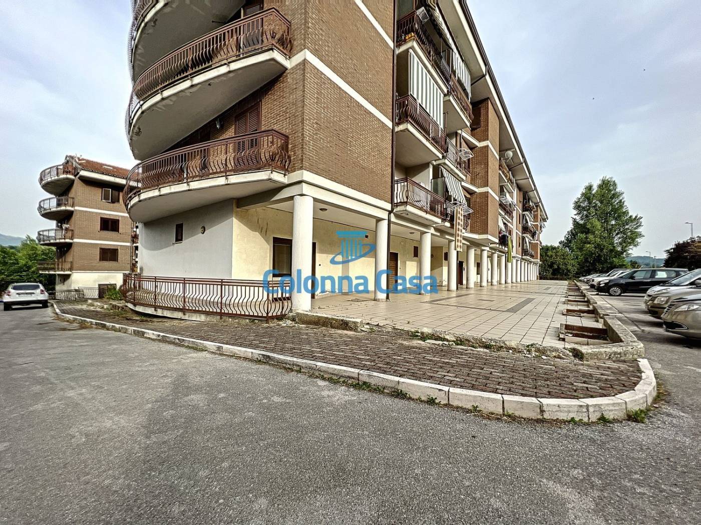 Locale commerciale in Vendita