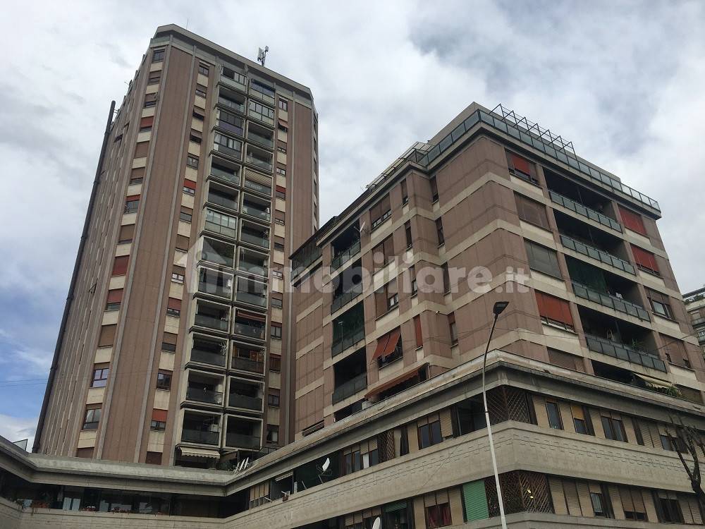 Trilocale viale Curio Dentato, Centro, Terni