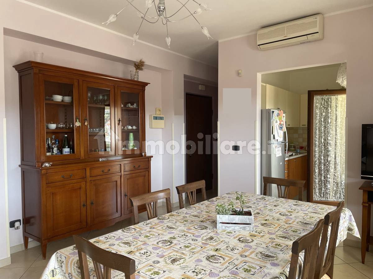 Trilocale via Colle Innamorati, 352/3, Colli Innamorati - Madonna, Pescara