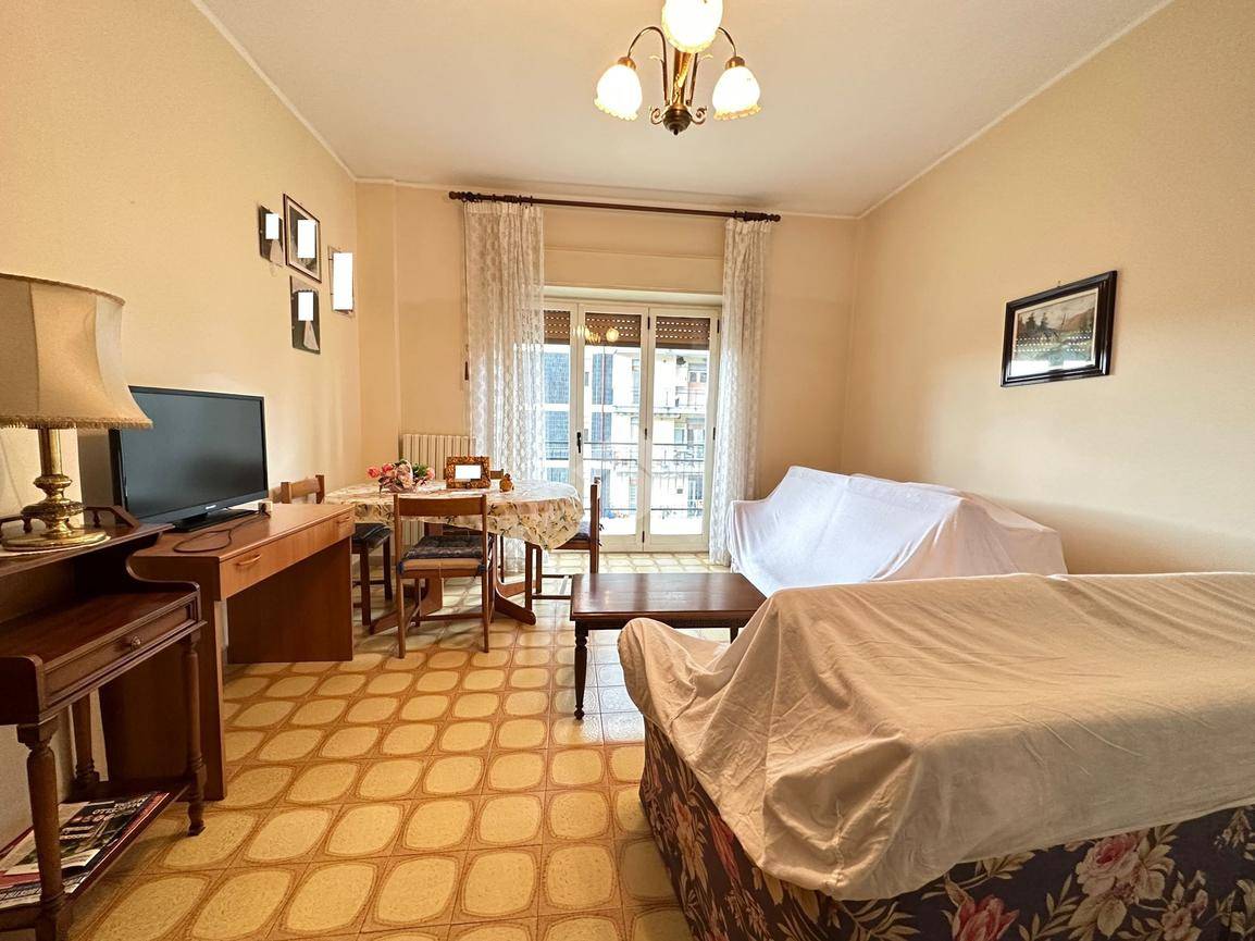 Trilocale piazzale Silvio Pellico 7, Quattromiglia, Rende