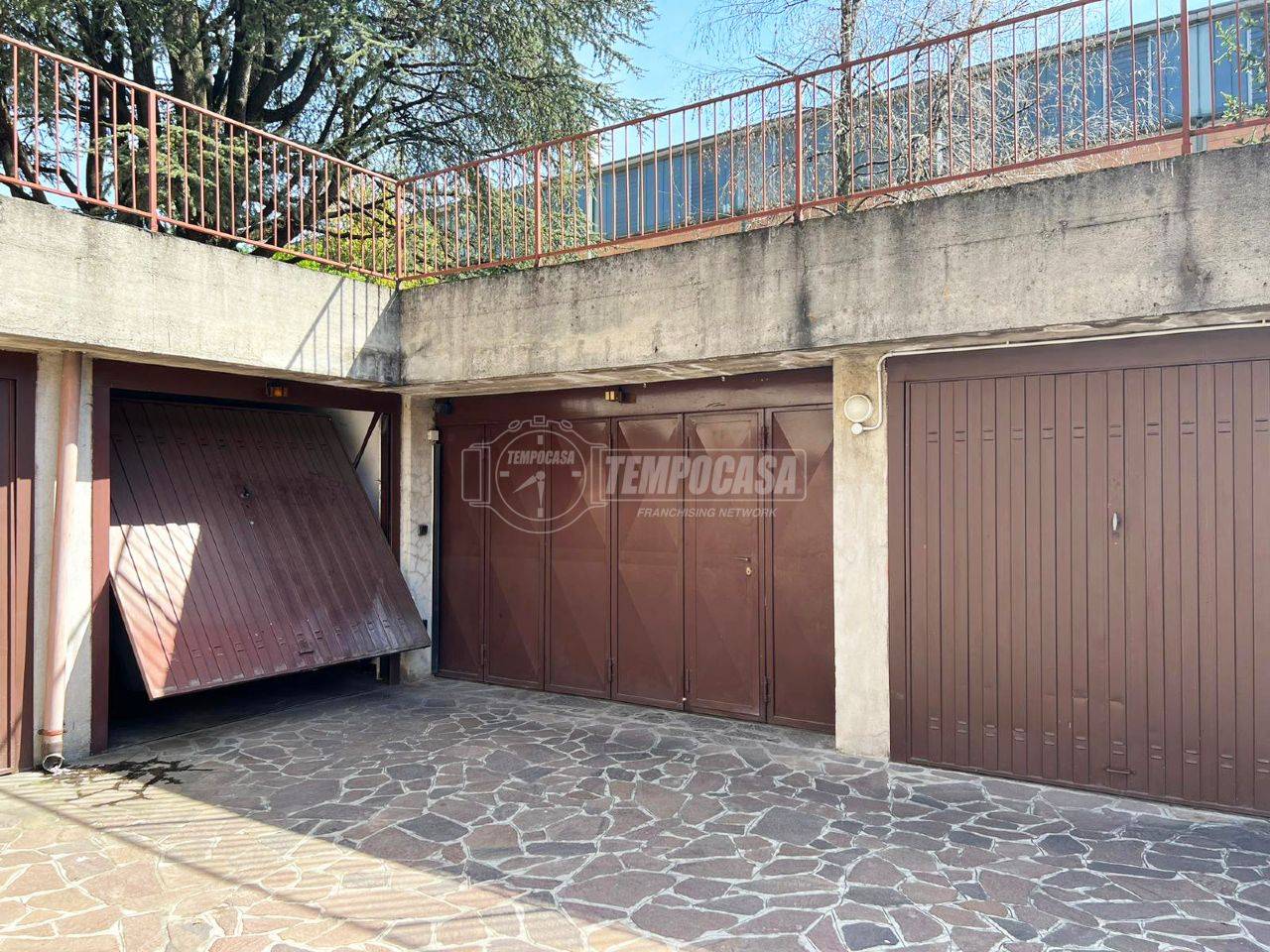 Garage - Box in Vendita