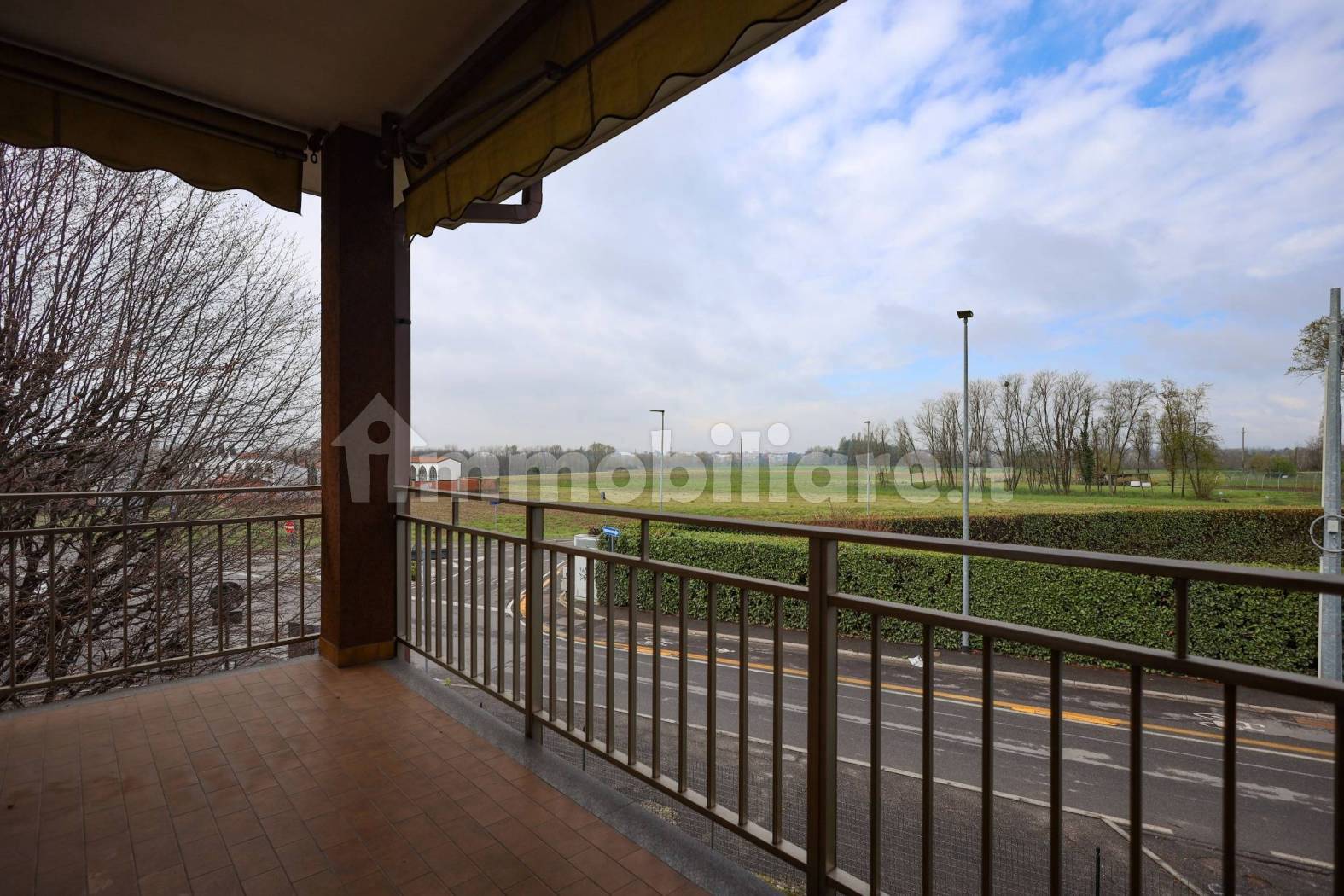 Trilocale viale John Fitzgerald Kennedy 123, Bregnano