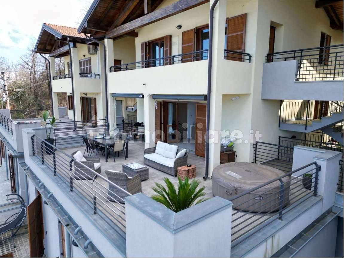 Quadrilocale nuovo, Stresa