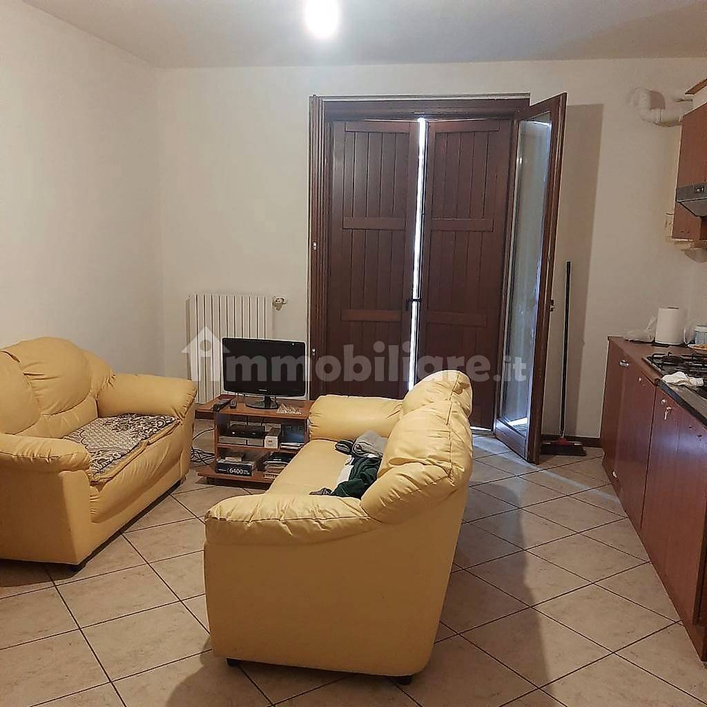 Trilocale via Cristoforo Colombo, Centro, Calvisano