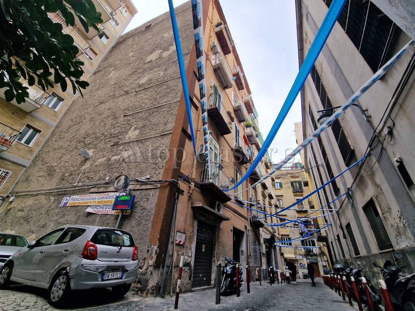 Appartamento via Nardones, Quartieri Spagnoli, Napoli