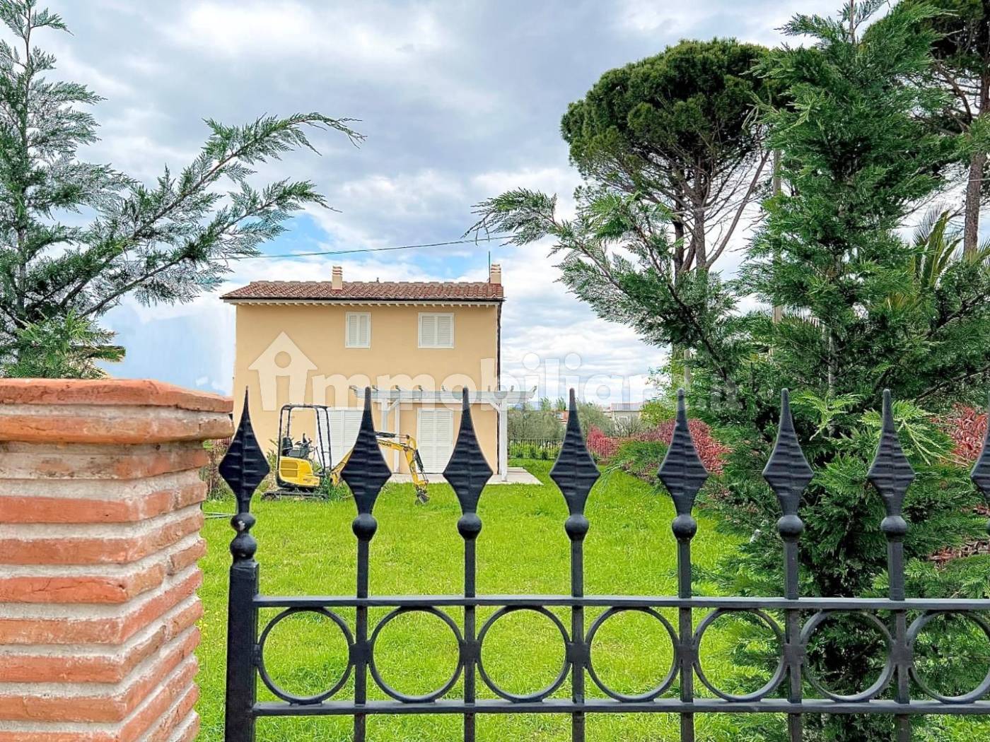 Cascina via Francesco Guicciardini 1, Ospedale - Santa Maria, Empoli