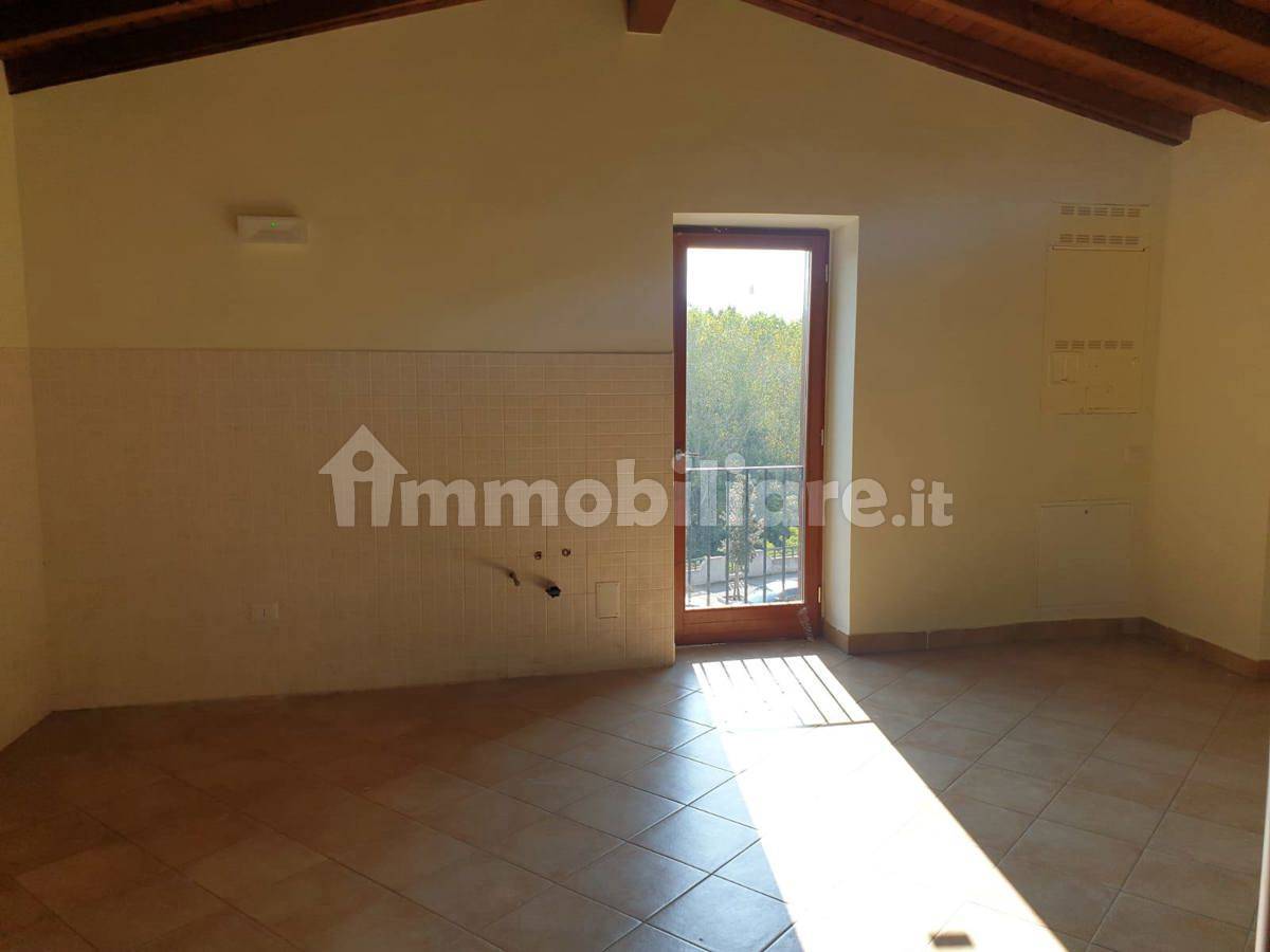 Trilocale via Riviera Liri, 38, Centro, Ceprano