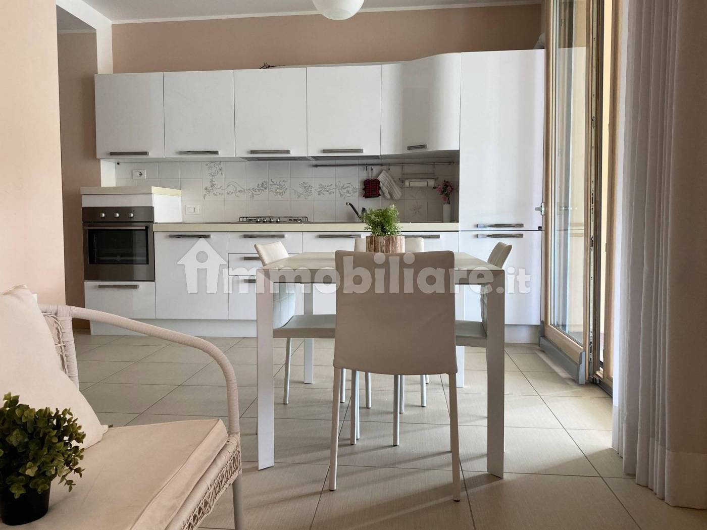 Bilocale via Ippodromo 11, Centro, Giulianova