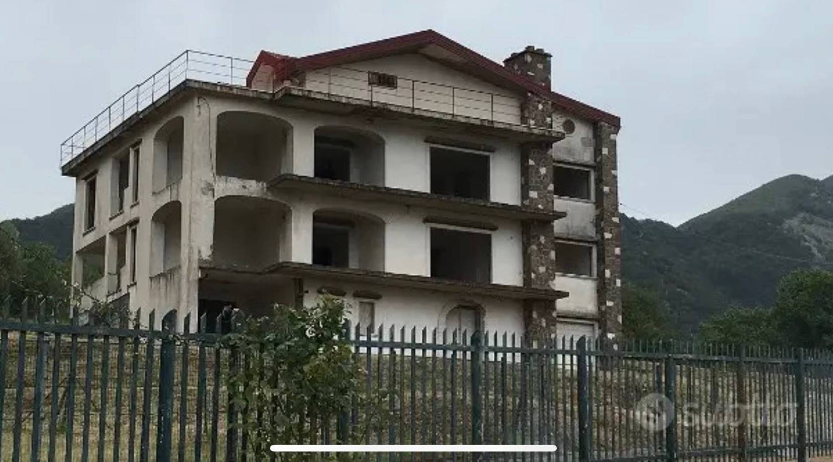 Villa bifamiliare via Castello, Centro, Solofra